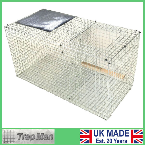 The TrapMan clam Larsen trap suited to magpies, its name come from the ...